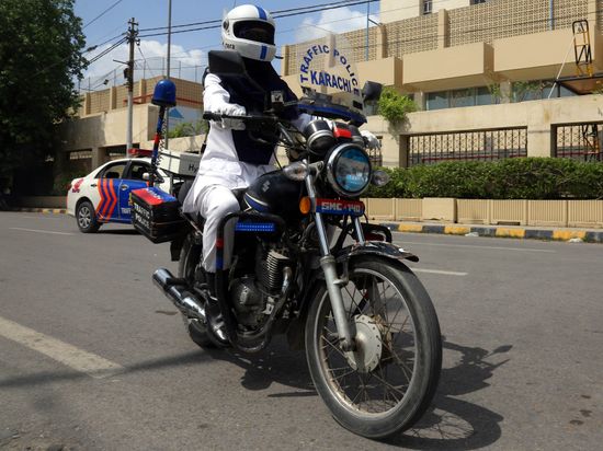 Pakistan Femaletraffic Warden Patrols On Twowheelers Editorial Stock ...