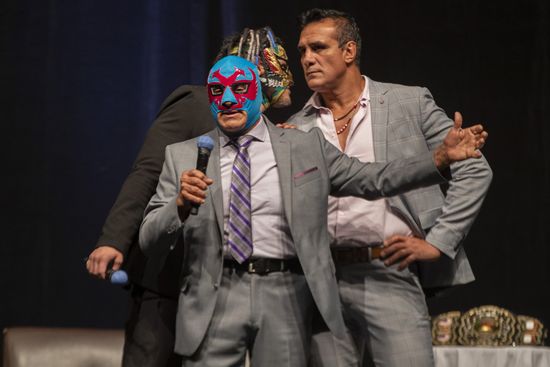 Wrestlers Dos Caras Jr Dos Caras - Foto de stock de contenido editorial ...