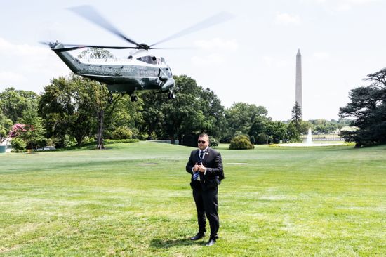 Secret Service Agent Guarding President He Editorial Stock Photo ...
