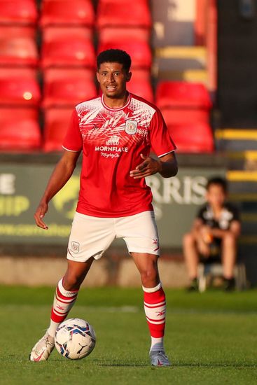 Crewe Alexandra Defender Travis Johnson Controls Editorial Stock Photo ...