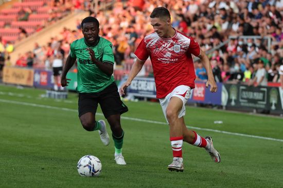 Crewe Alexandra Midfielder Callum Ainley Runs Editorial Stock Photo ...