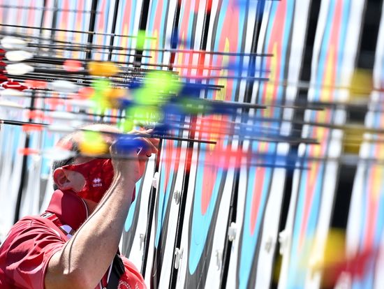 Arrows Examined By Judge During Mens Editorial Stock Photo - Stock ...