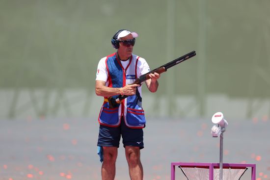 Emmanuel Petit Fra Shooting Skeet Mens Editorial Stock Photo - Stock ...
