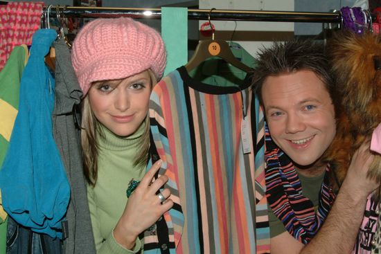 Gmtv Toonattik Presenters Anna Williamson Jamie Editorial Stock Photo ...