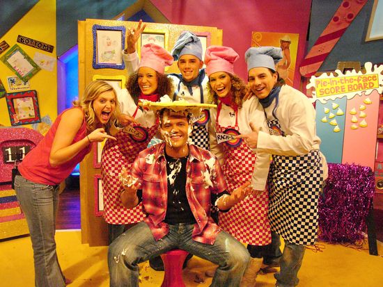 Gmtv Toonattik Special Guests Dutch Pop Editorial Stock Photo - Stock ...