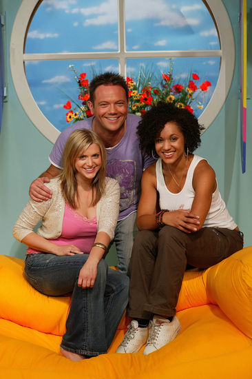 Gmtv Toonattik Presenter Anna Williamson Jamie Editorial Stock Photo ...