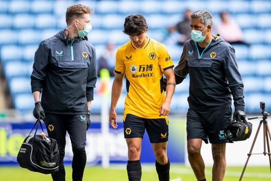 Hugo Beano Lopez Wolverhampton Wanderers Walks Editorial Stock Photo ...