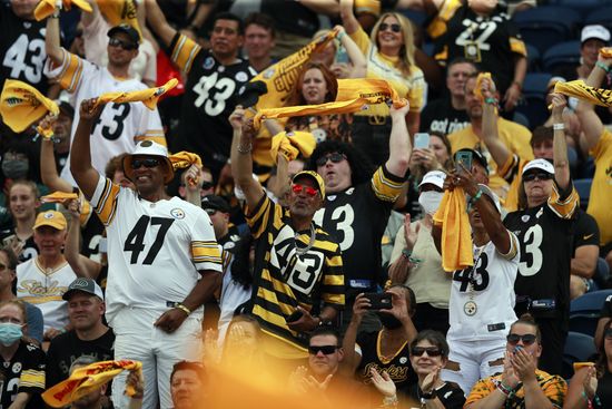 Pittsburgh Steelers Fans Cheer Class 2020 Editorial Stock Photo - Stock ...