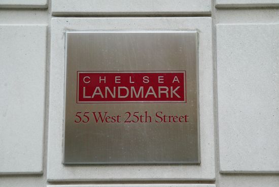 Nameplate Chelsea Landmark Building On W Editorial Stock Photo - Stock ...