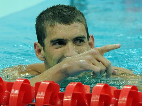 Usas Michael Phelps Smiles Points Direction Editorial Stock Photo ...