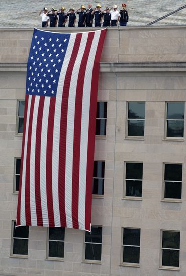 First Responders Stand On Roof Pentagon Editorial Stock Photo - Stock ...