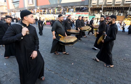 Iraqi Shiite Worshippers Beat On Drums Editorial Stock Photo - Stock ...
