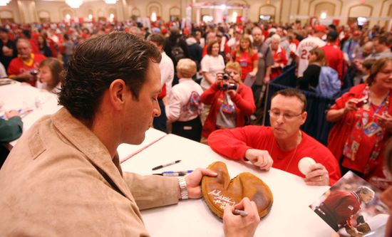 Former St Louis Cardinals Catcher Mike Editorial Stock Photo - Stock ...