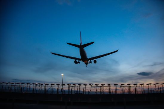 Airplane Silhouettes While On Final Approach Editorial Stock Photo ...