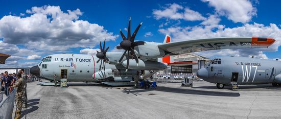 Lockheed Martin C130 Propeller Military Aircraft Editorial Stock Photo ...