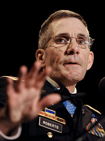 Colonel Gordon Roberts Us Army Speaks Editorial Stock Photo - Stock ...