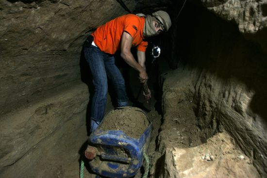 Palestinian Smuggler Works Inside Tunnel Beneath Editorial Stock Photo ...