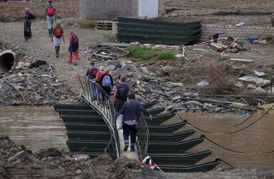 Residents Walk Across Temporary Army Bridge Editorial Stock Photo ...