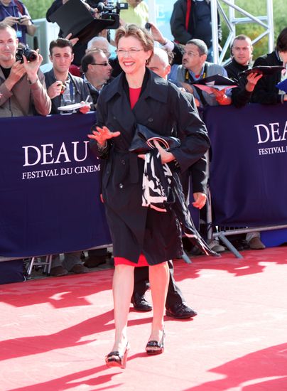 Annette Bening Arrives On Red Carpet Editorial Stock Photo - Stock ...
