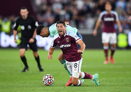 Ayoze Perez Leicester City Fouls Pablo Editorial Stock Photo - Stock ...