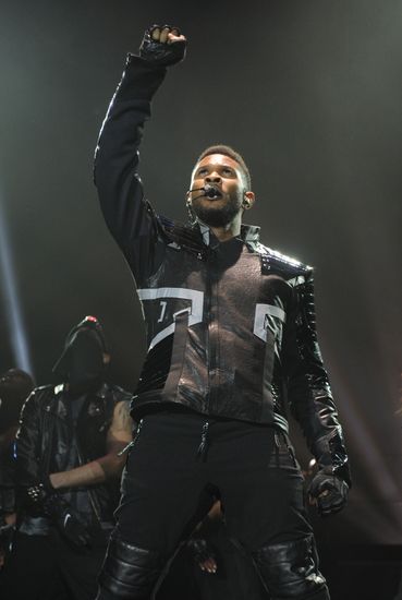 American Singer Usher Perfoms O2 Arena Editorial Stock Photo - Stock ...