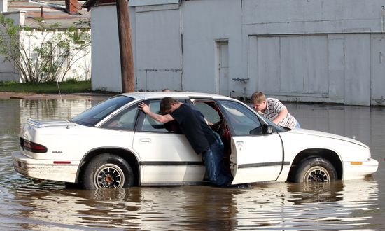 Young Boys Attempt Push Car Flood Editorial Stock Photo - Stock Image ...