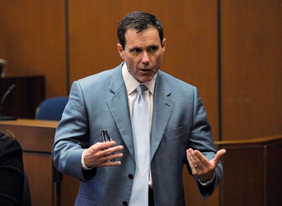 Defense Attorney Ed Chernoff Addresses Jury Editorial Stock Photo ...