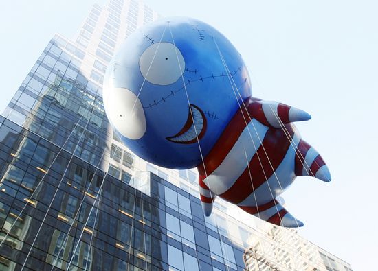 Tim Burton Balloon Floats Down Parade Editorial Stock Photo - Stock ...