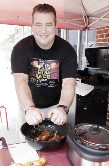 John Rizzotti Makes Chicken Wings His Editorial Stock Photo - Stock ...