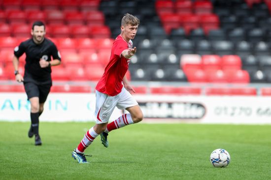 Crewe Alexandra Midfielder Charlie Finney Runs Editorial Stock Photo ...
