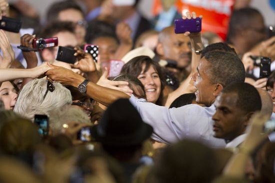 President Barack Obama Stretches Shake Hands Editorial Stock Photo ...