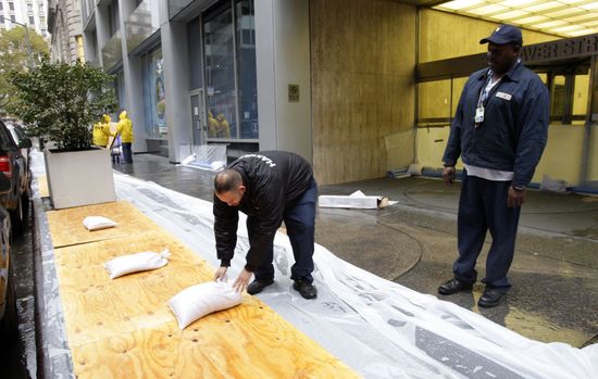 Men Try Protect Con Edison Vault Editorial Stock Photo - Stock Image ...