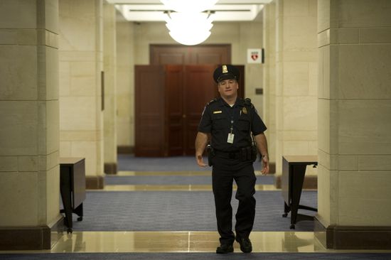 Us Capitol Police Officer Patrols Hallway Editorial Stock Photo - Stock ...