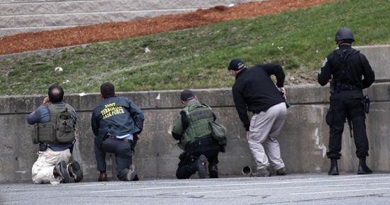 Police Surround House Boat Where Suspect Editorial Stock Photo - Stock ...