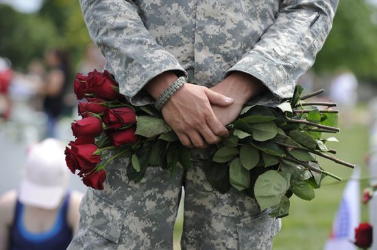 Us Army Soldier Holds Bouquet Roses Editorial Stock Photo - Stock Image ...