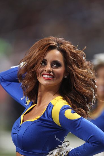 St Louis Rams Cheerleader Entertains Crowd Editorial Stock Photo ...