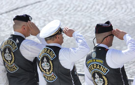 French Military Veterans Salute During Welcome Editorial Stock Photo ...