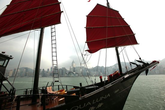 Traditional Chinese Junk Sails Through Victoria Editorial Stock Photo ...