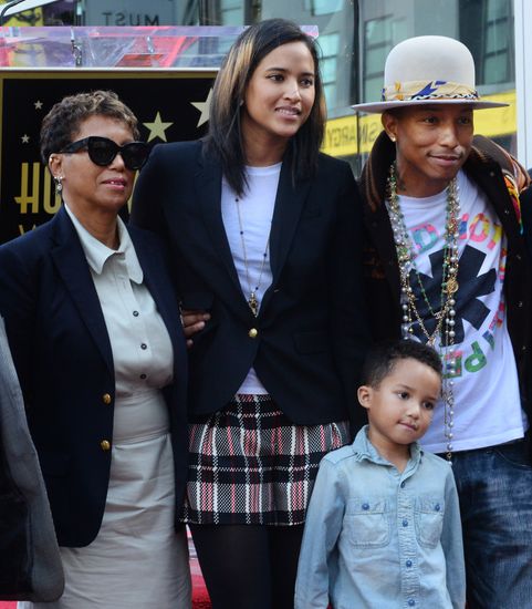 Singer Songwriter Pharrell Williams R Poses Editorial Stock Photo ...