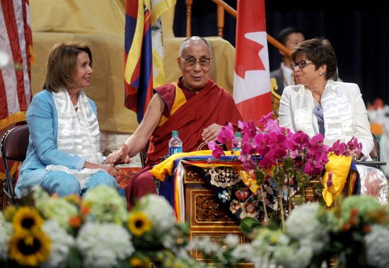 Nancy Pelosi Dalai Lama Valerie Jarrett Editorial Stock Photo - Stock ...