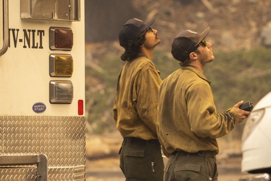 Members Slide Mountain Hand Crew Monitor Editorial Stock Photo - Stock ...