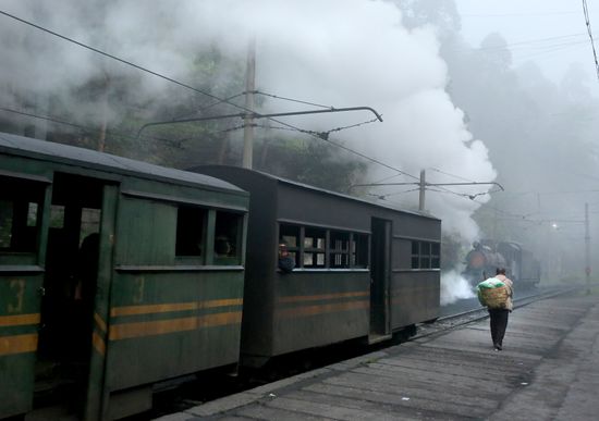 Old Steam Train Arrives Hitch Passenger Editorial Stock Photo - Stock ...