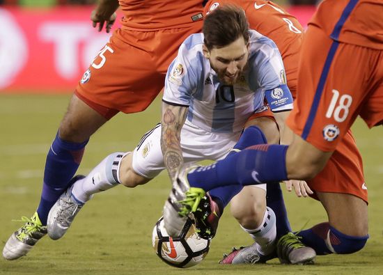 Argentina Lionel Messi Falls Ground Brining Editorial Stock Photo ...