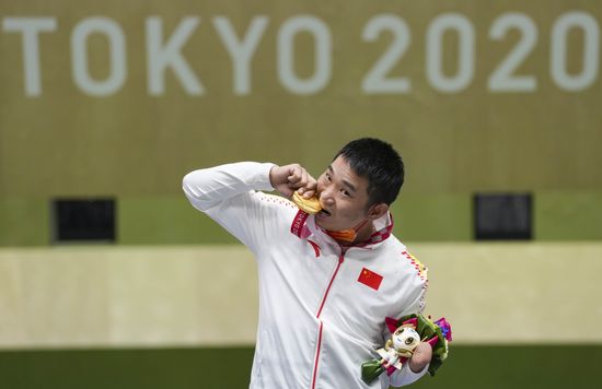 Huang Xing China Reacts During Awarding Editorial Stock Photo - Stock ...
