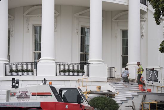 Workers Repair South Portico Steps Renovations Editorial Stock Photo ...