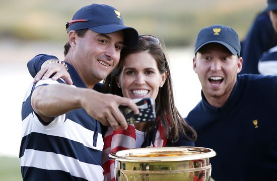 Kevin Kisner Wife Brittany Anne Dejarnett Editorial Stock Photo - Stock ...
