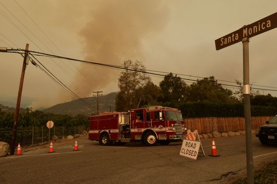 Fire Truck Leaves Scene Structure Fire Editorial Stock Photo - Stock ...