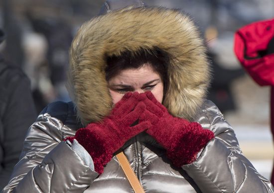 Tourist Covers Their Face Cold Weather Editorial Stock Photo - Stock ...