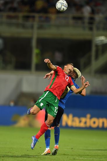 Dominik Yankov Bulgaria Jorginho Jorge Luiz Editorial Stock Photo ...