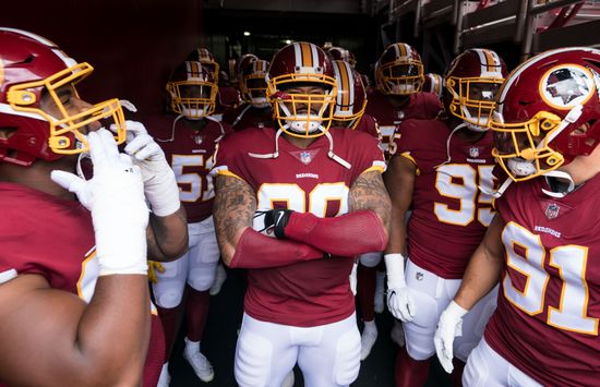 Members Washington Redskins Prepare Take Field Editorial Stock Photo ...